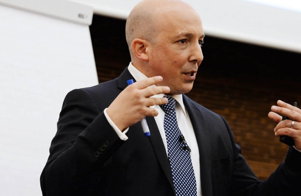 Keynote Speaker Prof. Dr. Veit Etzold - Storytelling & Change